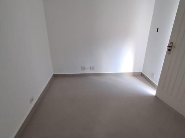 Casa Em Condomínio