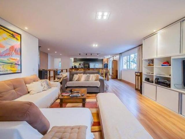 CASA EM CONDOMINIO