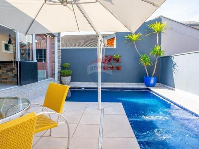 Casa em Condomínio c/ 3 Suítes à venda, 315m2, R$ 1.650.000 Res. Jardim Pedra Grande Atibaia/SP