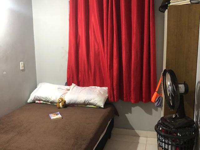 Casa em Condomínio c/ Churrasqueira e Lazer