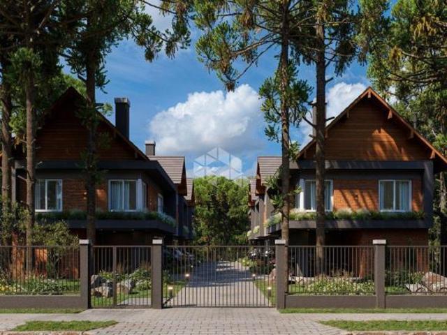 Casa em condomínio com apenas 6 unidades, no coração de Canela RS