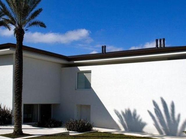 Casa em Condomínio com Arquitetura Assinada e 1.144m² – São João – Curitiba