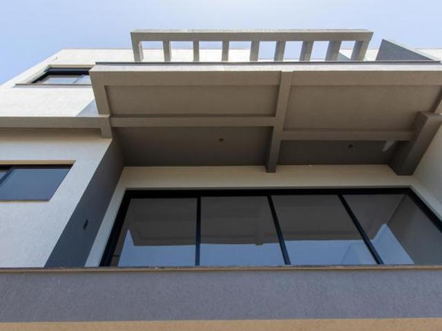 Casa em condomínio com conforto e exclusividade no bairro Tristeza