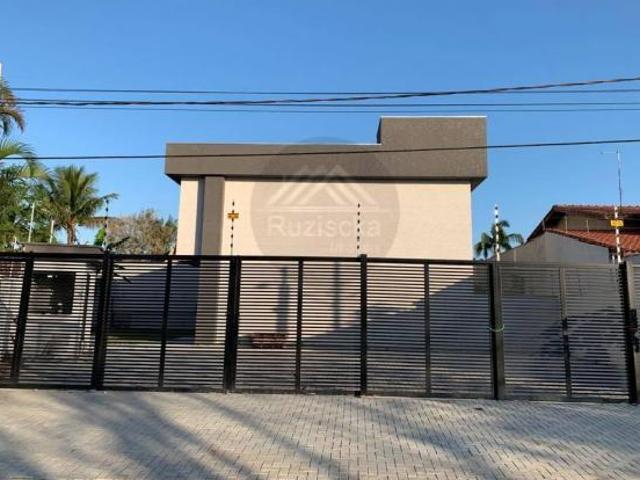 Casa em condomínio com excelente padrão de acabamento, Itanhaém/SP