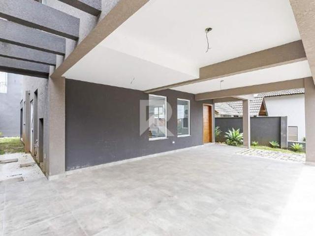 Casa em Condomínio com Jardim e Espaço Gourmet, 4 Quartos 3 Vagas à venda, 230 m² – Santa Felicidade