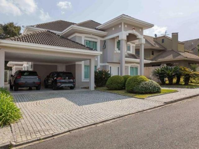 CASA EM CONDOMÍNIO COM JARDIM NO CAMPO COMPRIDO