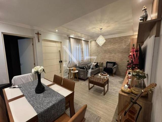 Casa em condominio com piscina, area gourmet coberta com churraasqueira!