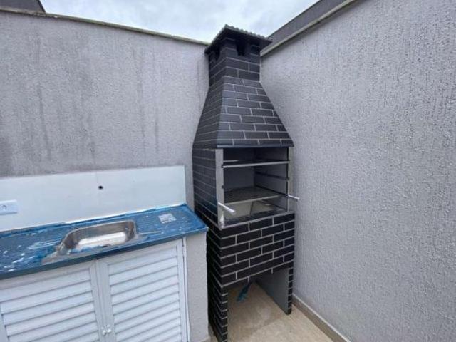 Casa em condomínio com piscina e 2 quartos em Itanhaém