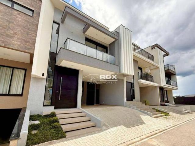 Casa em condomínio com quintal, 3 quartos à venda Santa Cândida Curitiba/PR