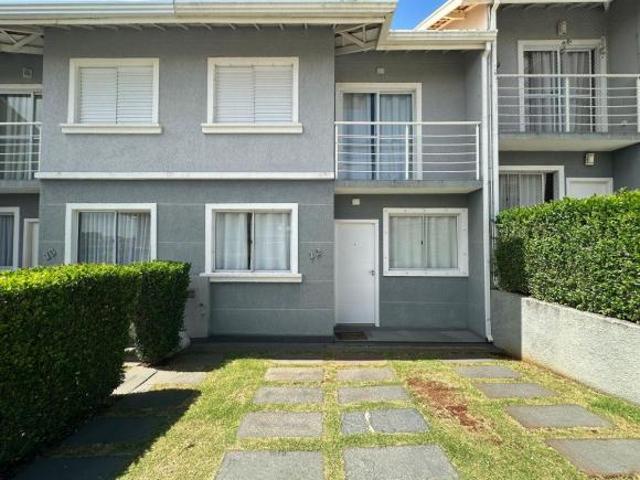 Casa em condominio com sala de tv e 3 quartos à venda em Chácara Primavera