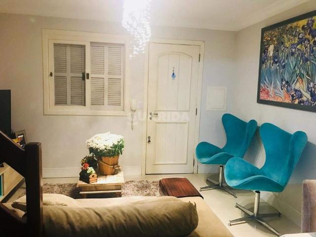 Casa em condomínio com semi mobiliada de 3 dormitórios, sendo 1 suíte e 1 vaga no bairro Tristeza COD: 25522