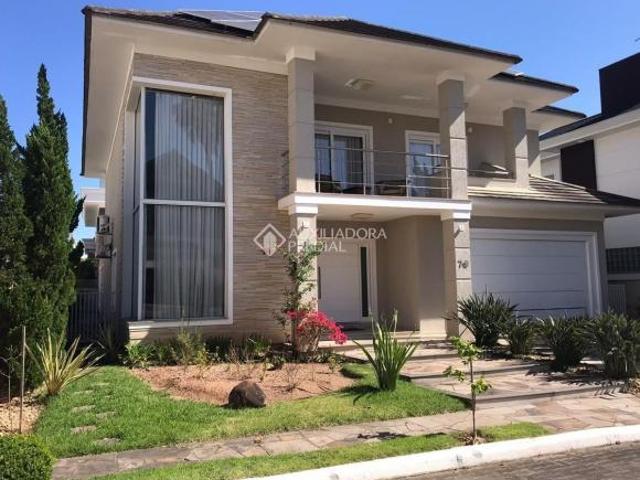 Casa em condomínio com vista panorâmica em Canoas