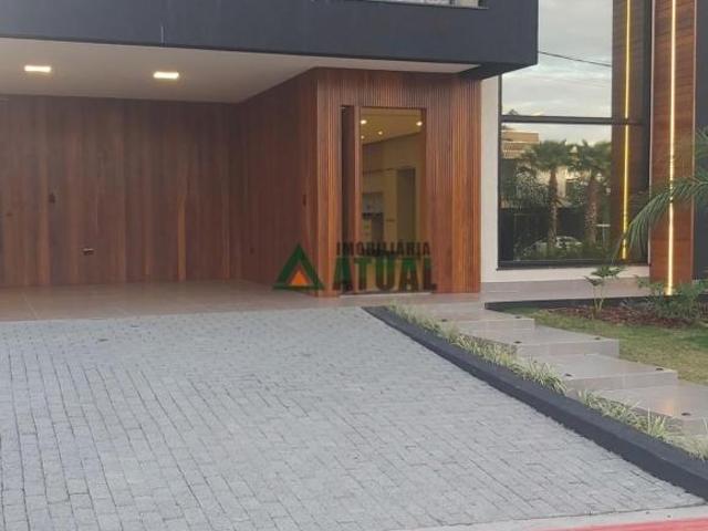 Casa em condomínio com 04 suítes na região leste de Londrina