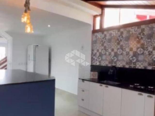 Casa em Condominio com 02 dormitórios Cavalhada