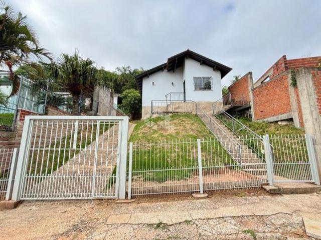 CASA EM CONDOMINIO COM 02 DORMITÓRIOS