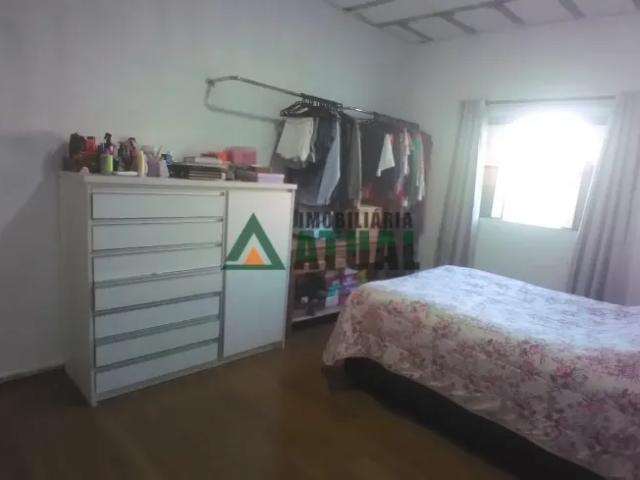 Casa em condomínio com 03 quartos na região norte de Londrina