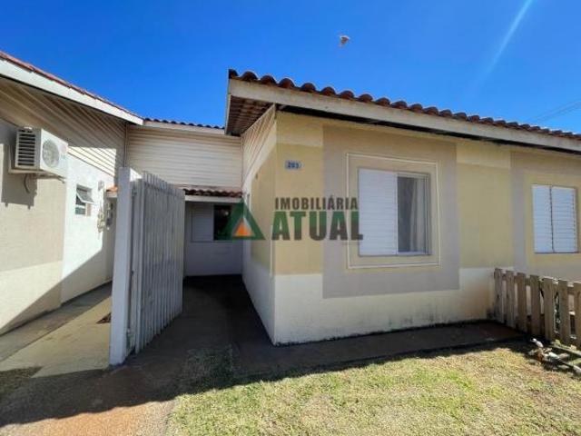 Casa em condomínio com 03 quartos na região norte de Londrina