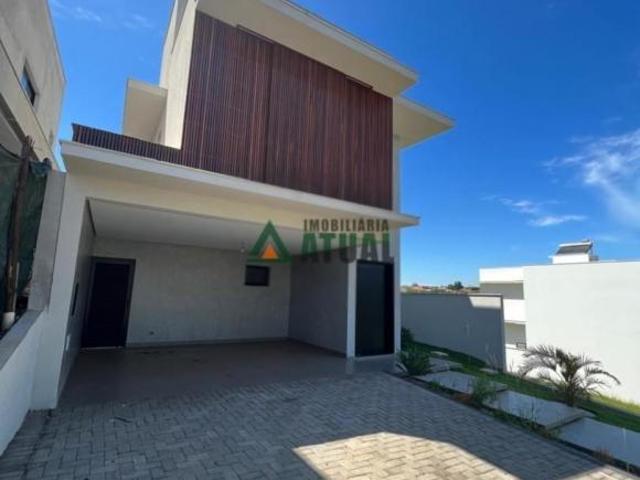 Casa em condomínio com 03 suítes na região leste de Londrina