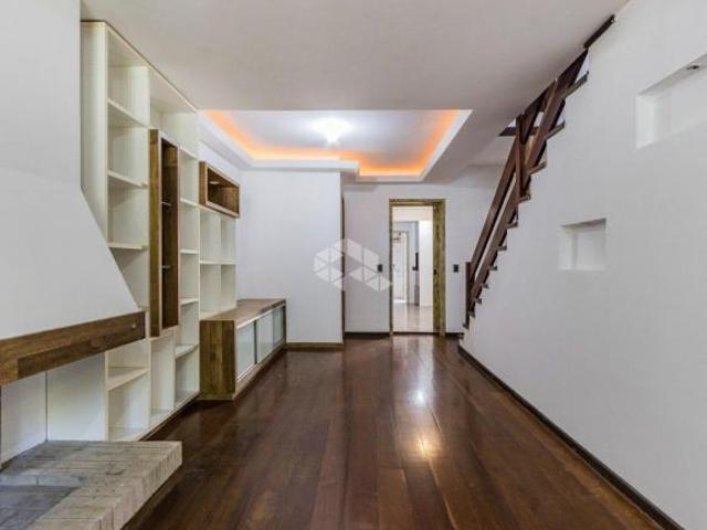 Casa em condomínio com 179 m² e 3 dormitórios à venda no bairro Três Figueiras