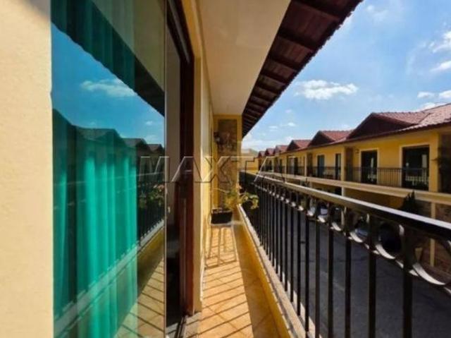 Casa em Condomínio com 120m², com 3 dormitórios, 1 suíte, 2 banheiros e 2 vagas, no Horto Florestal
