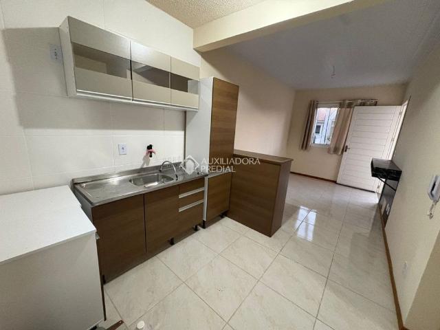 Casa em Condomínio com 1 quarto e 31m² para alugar em Sítio Ipiranga, Cachoeirinha