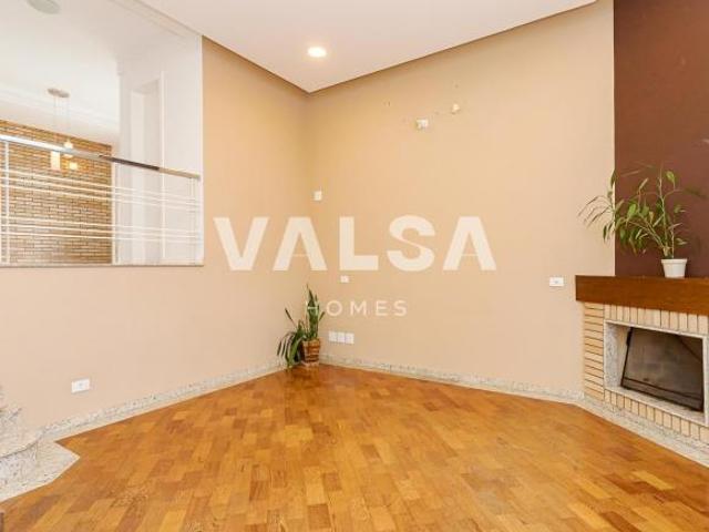 Casa em condomínio com 240 m², à venda no bairro Vista Alegre