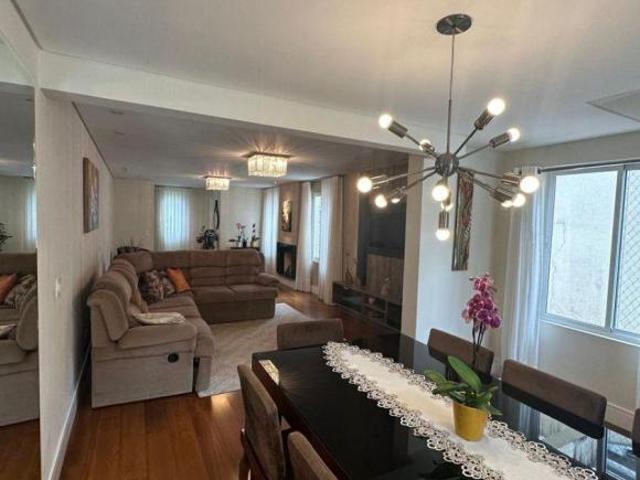 Casa em condomínio com 250m² úteis, 4 quartos, 4 vagas, piscina privativa no São Braz