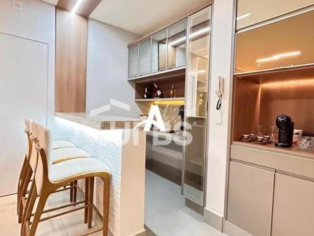 Casa em Condomínio com 200m² à venda no Village Paradiso 2