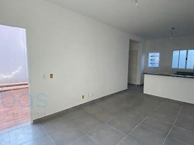 Casa em condomínio com 2 dormitórios e quintal à venda no Trieste Jarinu/SP