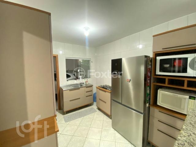 Casa com 2 dormitórios em São José