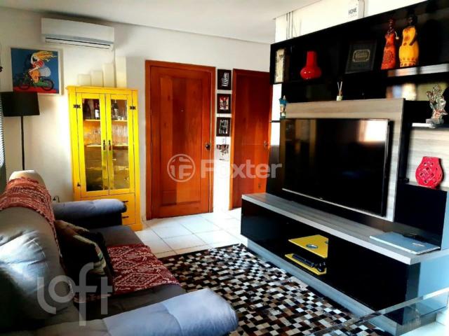 Casa em Condomínio com 2 dormitórios em Porto Alegre
