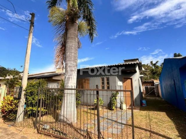 Casa em Condomínio com 2 dormitórios em Porto Alegre