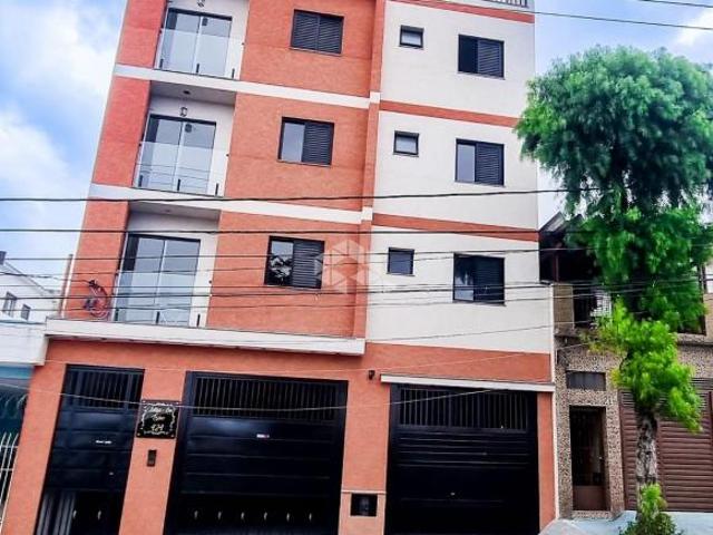 Casa em condomínio com 2 dormitórios sem vaga
