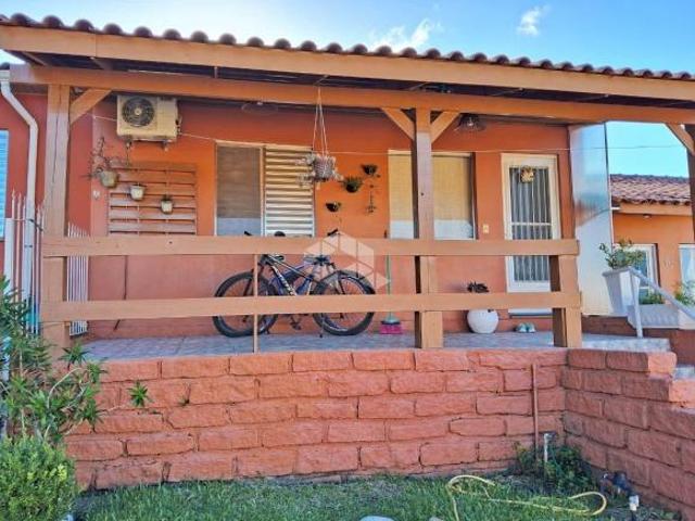 Casa em Condomínio com 2 dormitórios Tarumã, Viamão RS