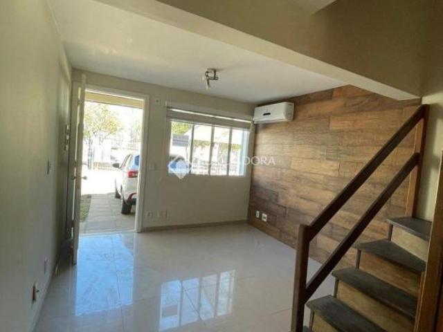 Casa em condomínio com 2 e 1 vaga à venda no bairro Sarandi em Porto Alegre