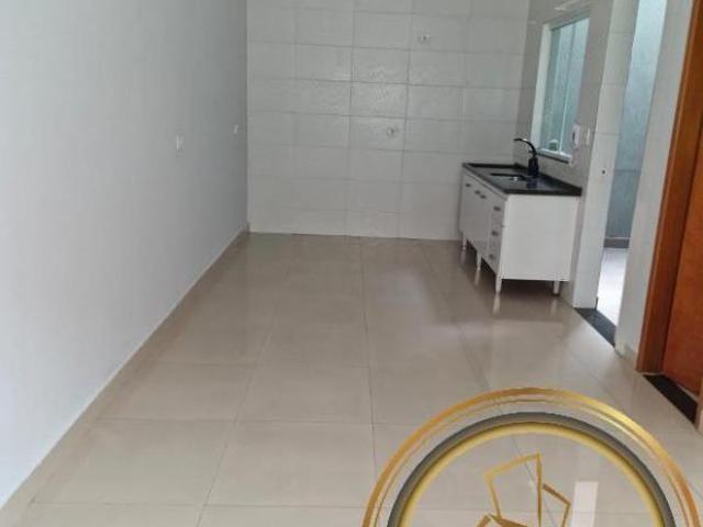 Casa em condomínio com 2 suítes na Vila Carrão