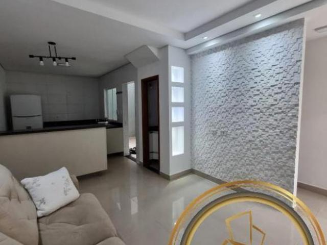 Casa em condomínio com 2 suítes na Vila Carrão