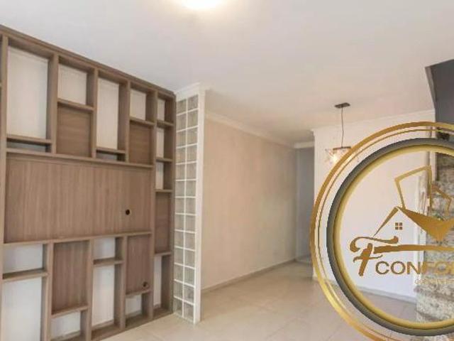 Casa em condomínio com 2 suítes para venda ou locação em Vila Ema São Paulo