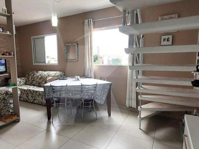 Casa em condomínio com 2 quartos 1suíte e 2 vagas de garagem Parada Inglesa