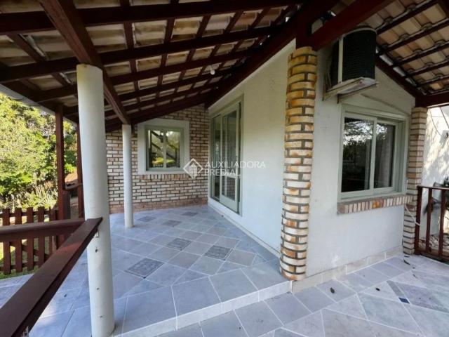 Casa em Condomínio com 2 quartos e 120m² para alugar em Ingleses do Rio Vermelho, Florianópolis