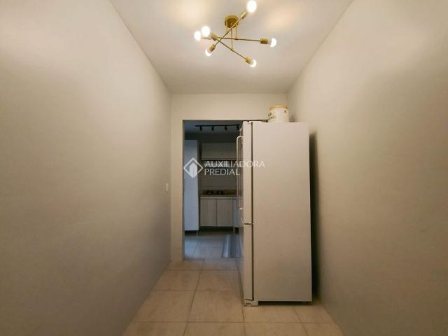 Casa em Condomínio com 2 quartos e 50m² para alugar em Moinhos de Vento, Canoas