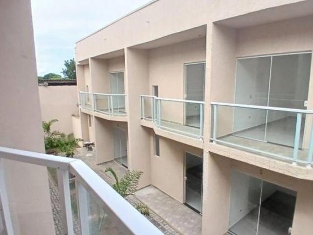 CASA EM CONDOMÍNIO COM 2 QUARTOS EM ITANHAÉM