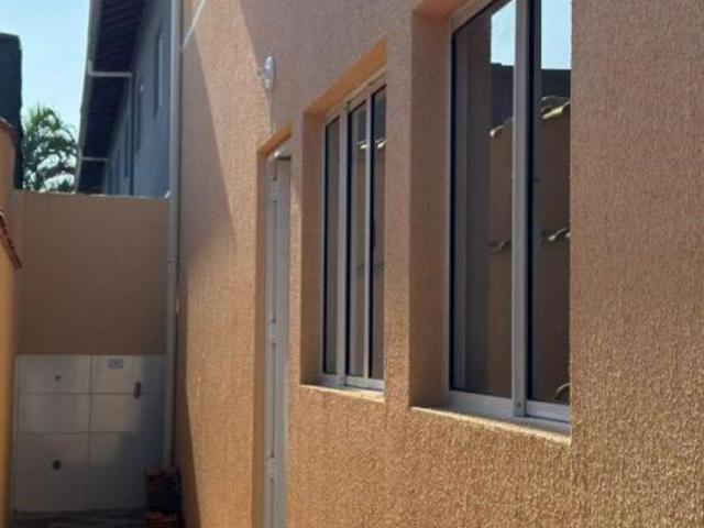 Casa em condomínio com 2 quartos em Praia Grande