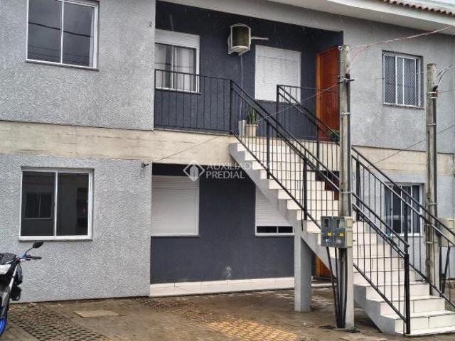 Casa em condomínio com 2 quartos no bairro Restinga