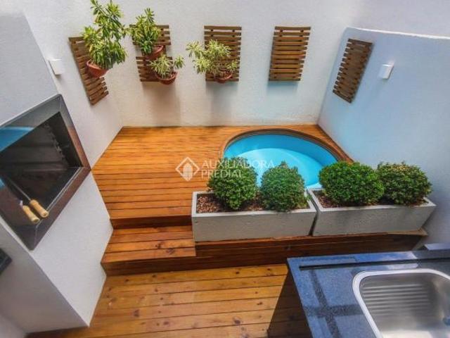 Casa em condomínio com 2 quartos no bairro Vila Nova