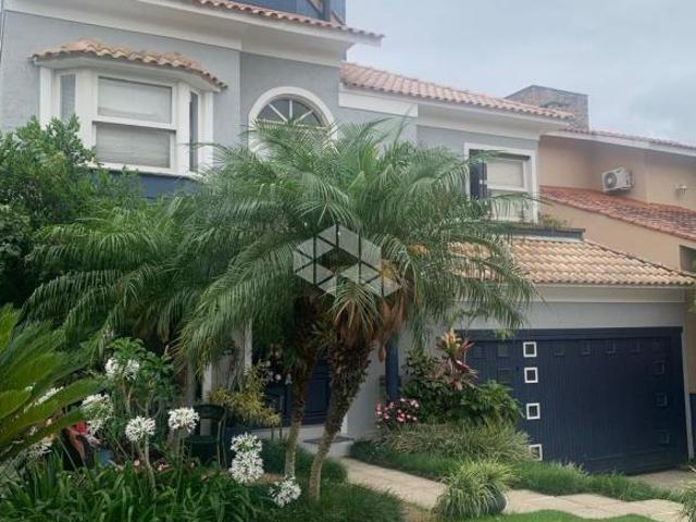 CASA EM CONDOMÍNIO COM 330 m² BAIRRO AGRONOMIA
