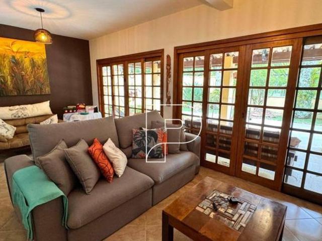 CASA EM CONDOMÍNIO COM 3 DORMITÓRIOS | 200 m² POR R$ 1.280.000 GRANJA VIANA/SP
