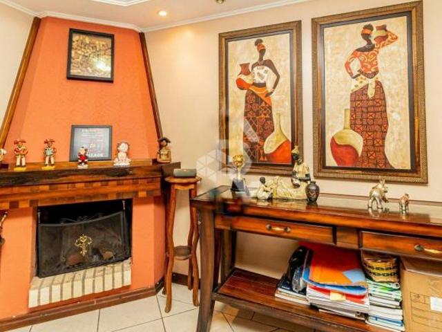 Casa em condomínio com 3 dormitórios, 2 vagas no Villa Brindisi. Bairro JD. Itú