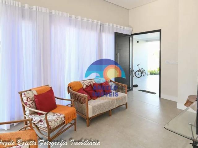 Casa em condomínio com 3 dormitórios à venda, 161 m² por R$ 1.200.000