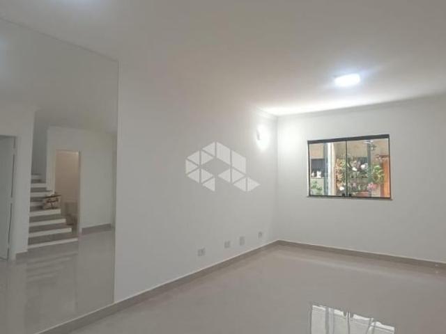 Casa em condomínio com 3 dormitórios e 3 vagas de garagem no Chora Menino